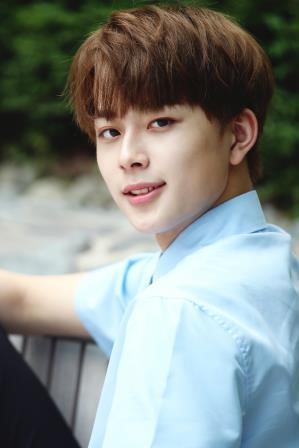 Le Yoo Seon Ho parle de son admiration pour Hui des Pentagon et de son ...