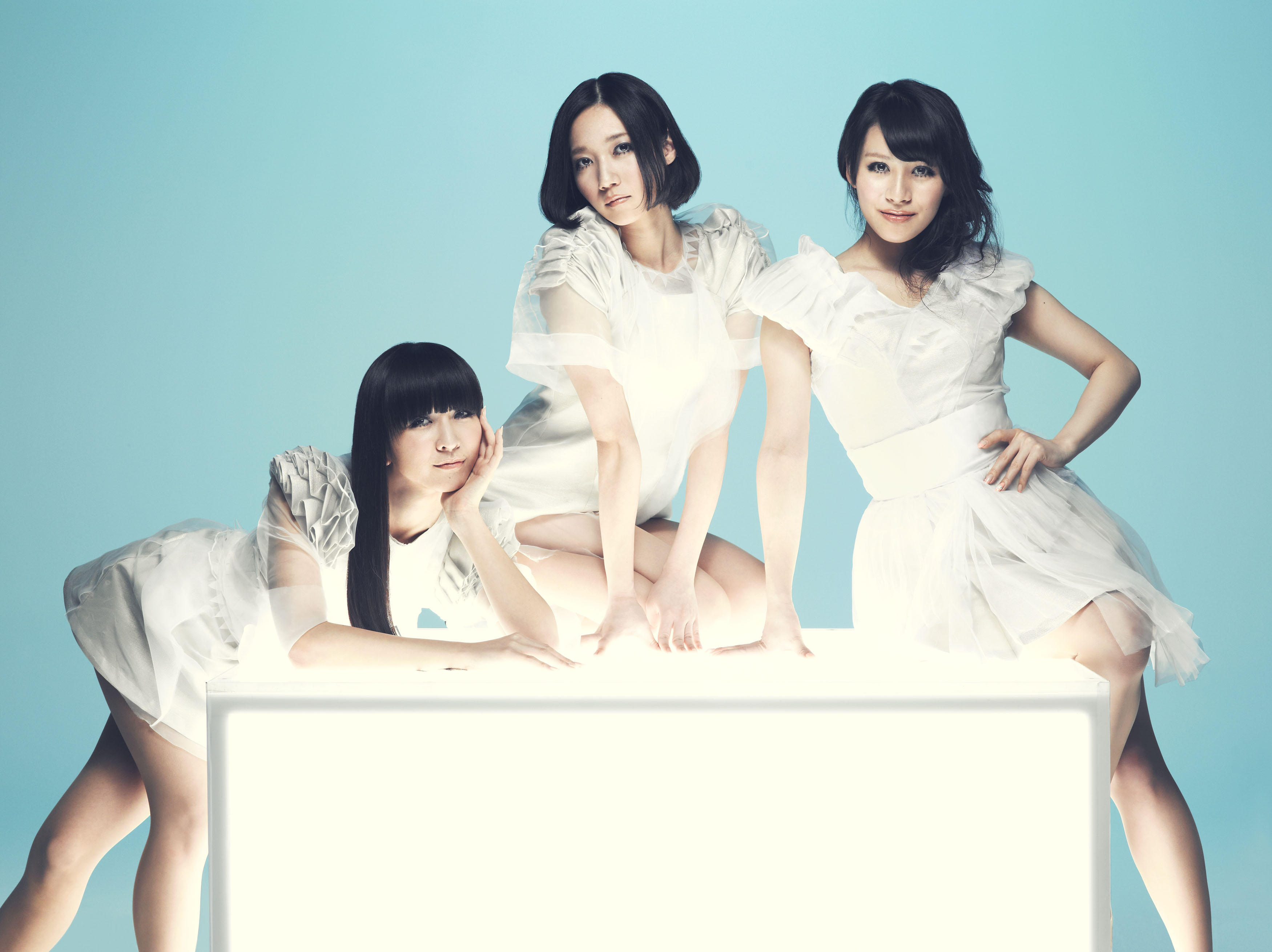 Le groupe japonais PERFUME invité à un festival à CANNES en juin ...